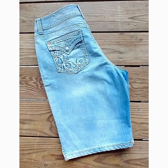 Code Bleu | Jeans | Code Bleu Annette Embellished Blue Jean Long Shorts ...